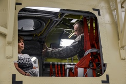 The Pennsylvania National Guard’s Eastern Army National Guard Aviation ...