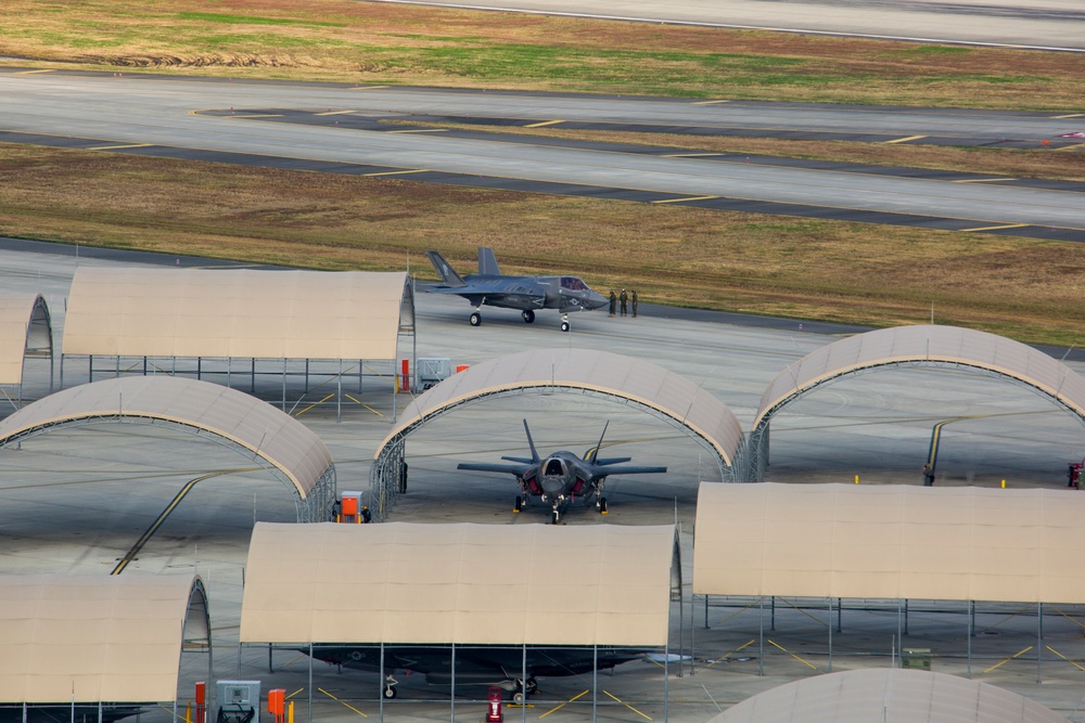 DVIDS - Images - Remaining F-35B Lightning II aircraft with VMFA-121 ...