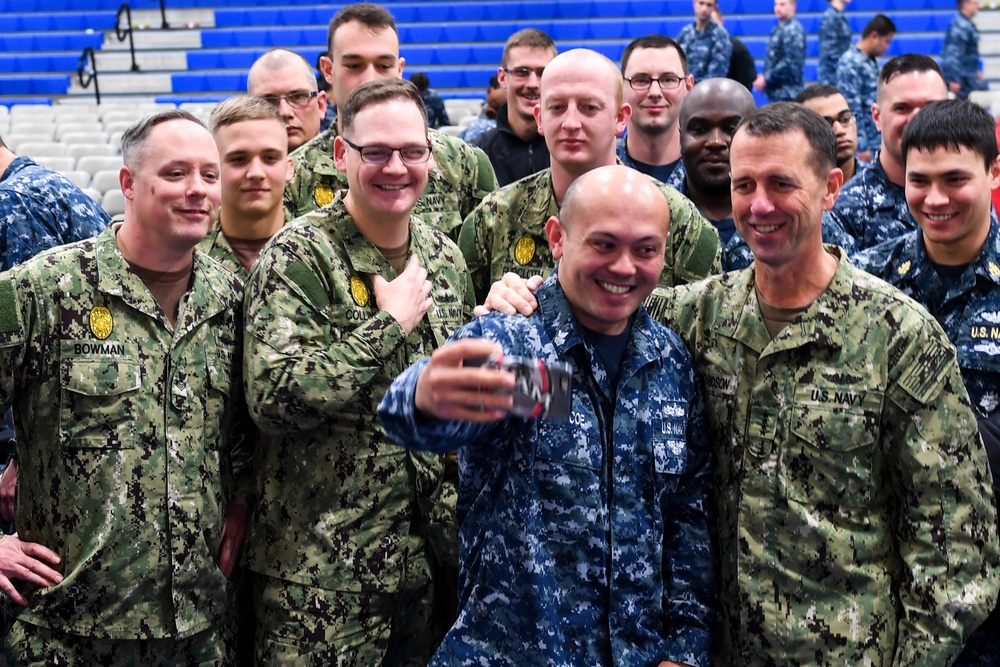 DVIDS - Images - CNO All Hands Kitsap-Bangor [Image 5 of 8]