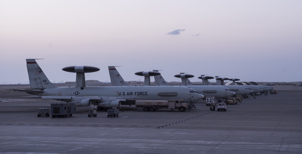 DVIDS - Images - 908th Expeditionary Air Refueling Squadron supports E ...