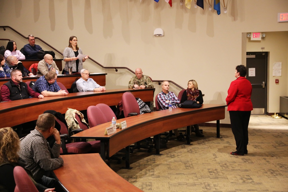 DVIDS - Images - IMCOM-Readiness director makes official visit to Fort ...