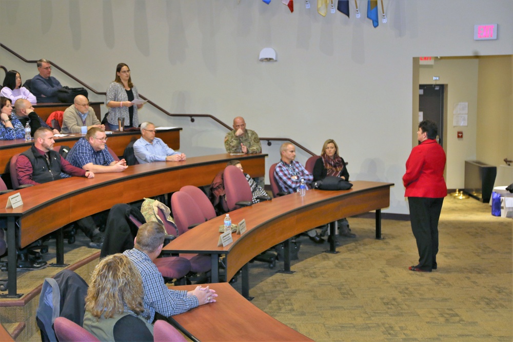 DVIDS - Images - IMCOM-Readiness director makes official visit to Fort ...