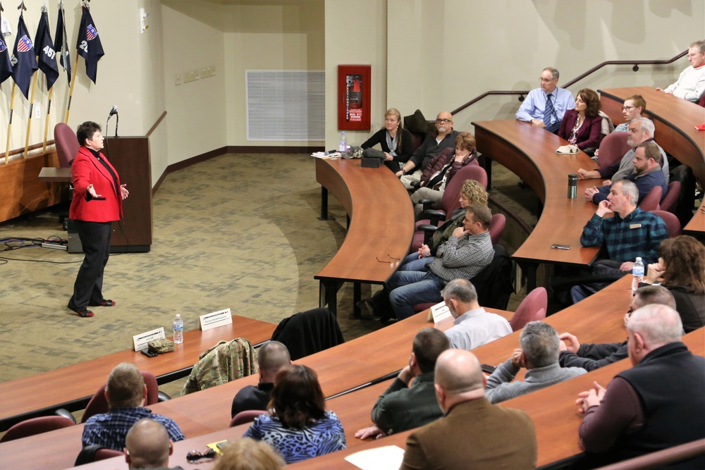 DVIDS - Images - IMCOM-Readiness director makes 2nd official visit to ...