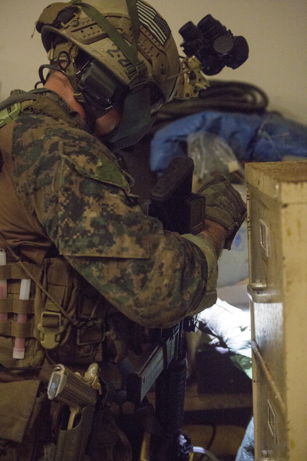 DVIDS - Images - Force Recon conducts final raid in Guam during RUTEX ...