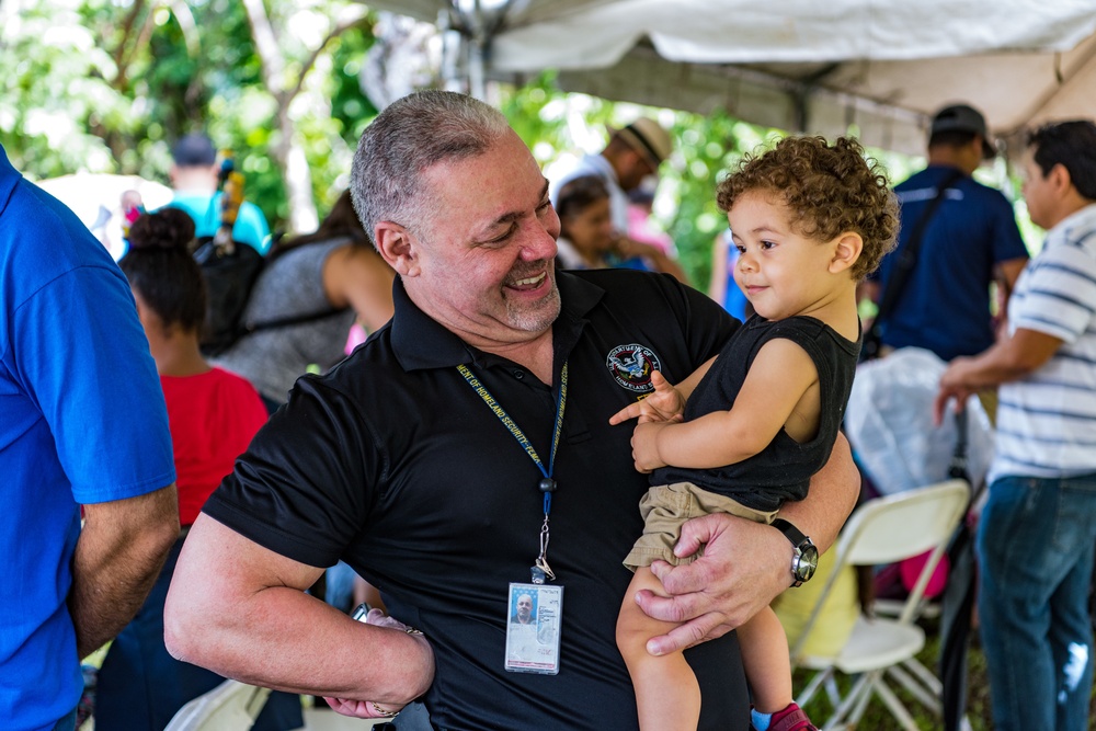 DVIDS - Images - FEMA Assists Survivors With Registration At 'Workshops ...