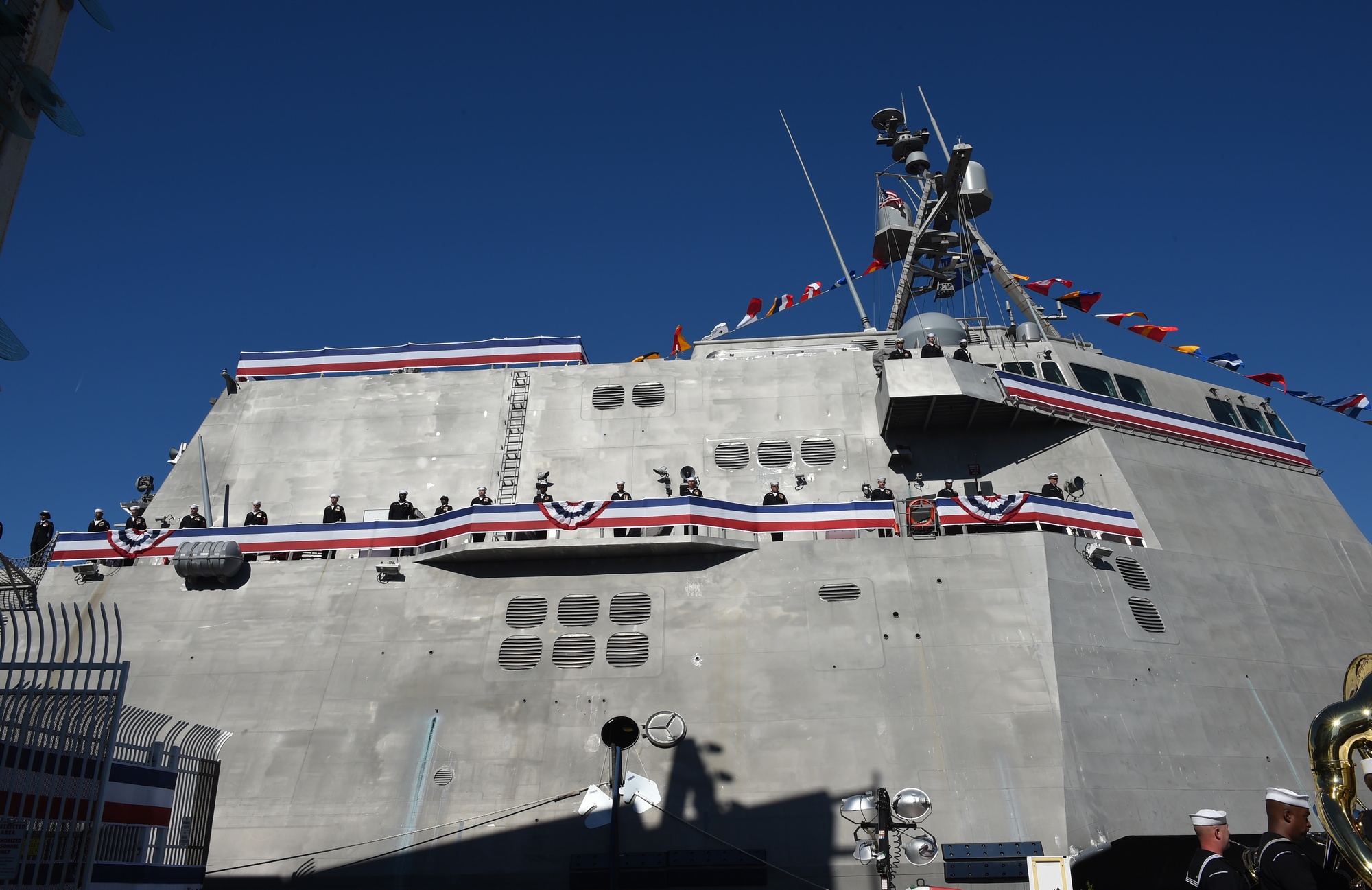 Uss Omaha Lcs 12 Commissioning Navy Live Littoral Combat Ship