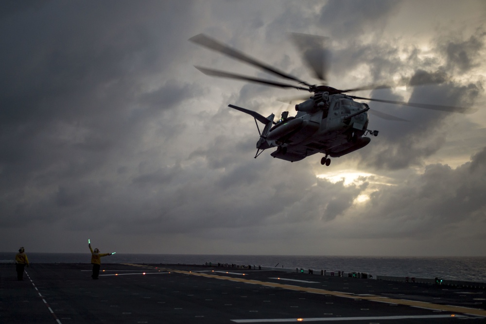 DVIDS - Images - USS Bonhomme Richard (LHD 6) night flight operations ...