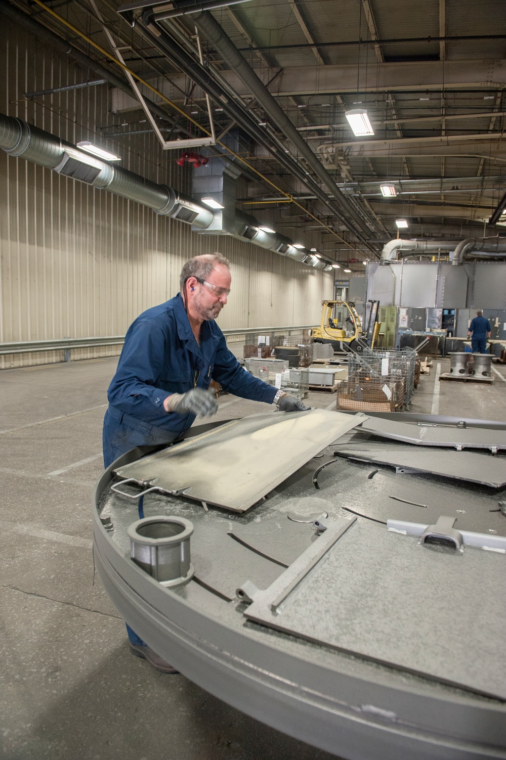 DVIDS - News - Cleaning branch prepares parts for refurbishing