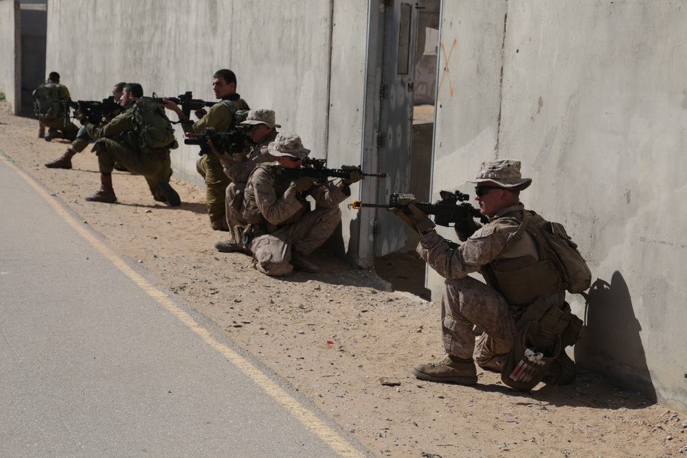 DVIDS - Images - Marines and IDF train side-by-side [Image 7 of 8]