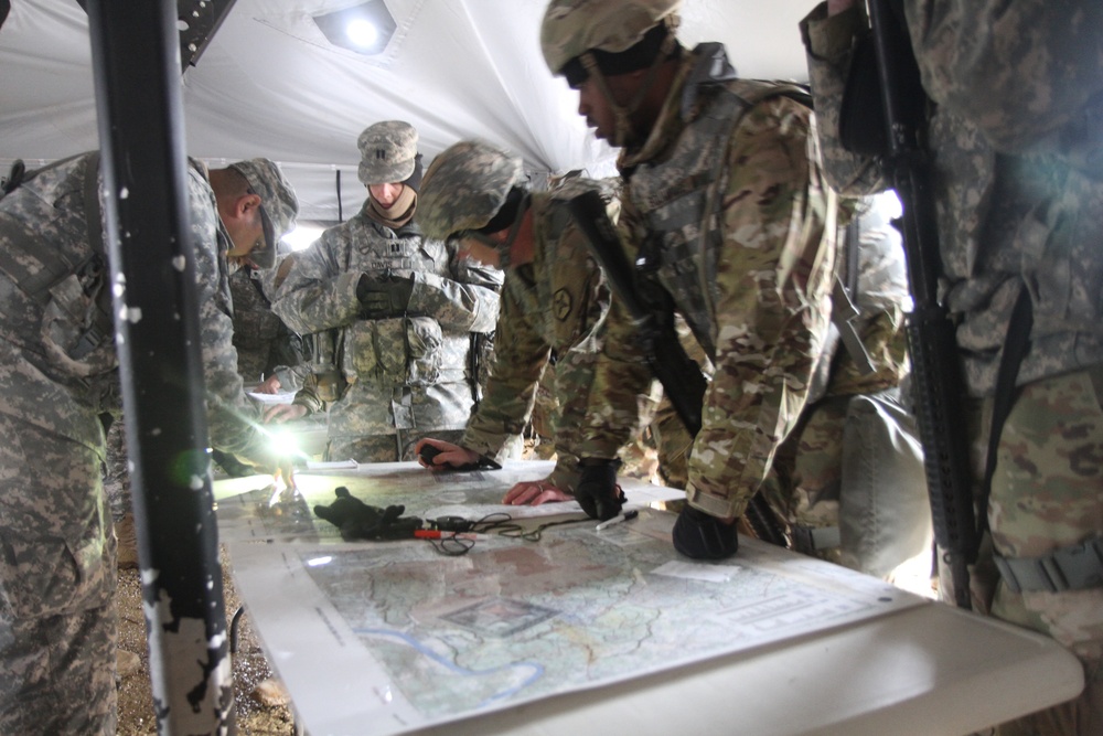 DVIDS - Images - U.S. Army Reserve Soldiers practice critical skills ...