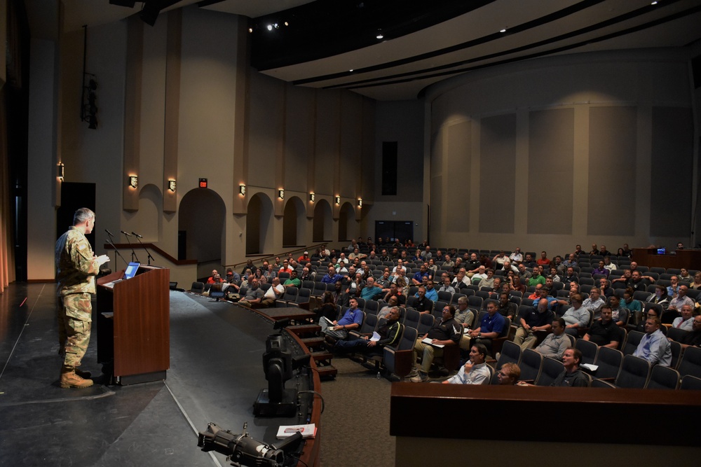 DVIDS - News - Phoenix recruiting commander briefs Arizona ...