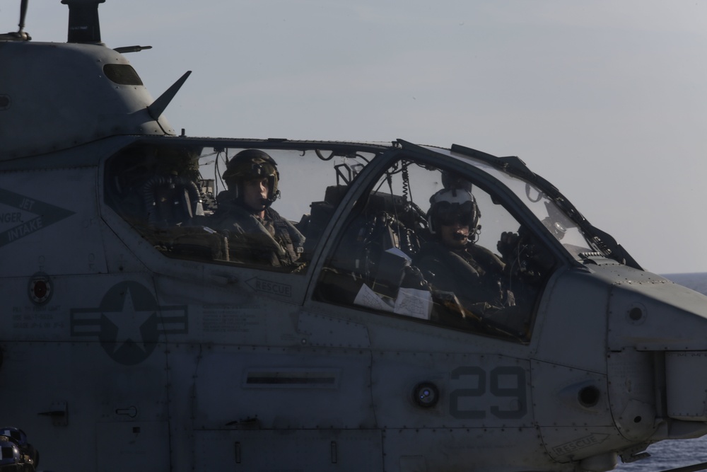 DVIDS - Images - 2d MAW joins the USS Kearsarge [Image 3 of 9]