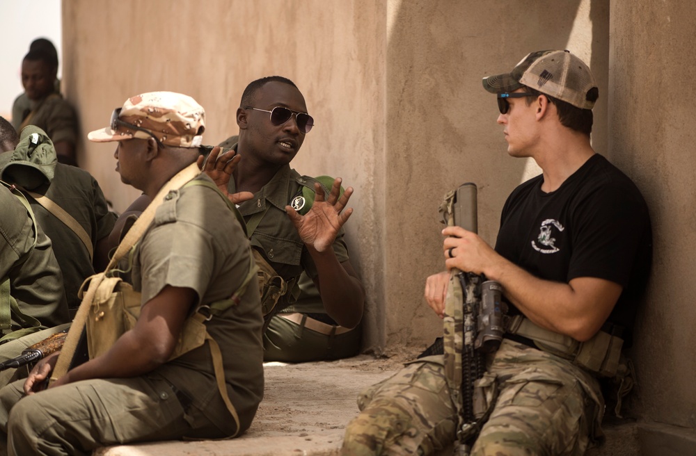 DVIDS - Images - Flintlock 2018 Training in Agadez, Niger [Image 3 of 6]