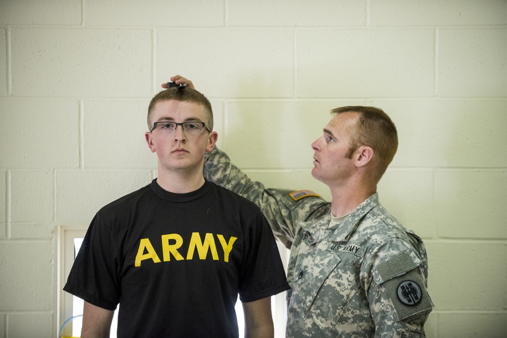 DVIDS - Images - Military Police Best Warrior Competition [Image 5 of 14]