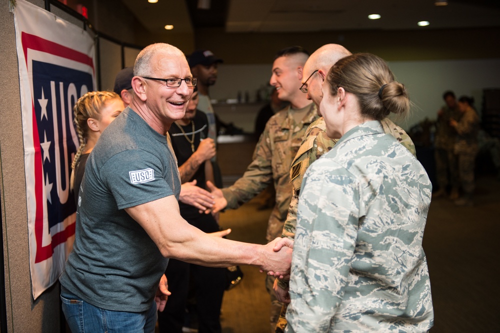 DVIDS - Images - VCJCS 2018 USO Tour [Image 20 of 22]