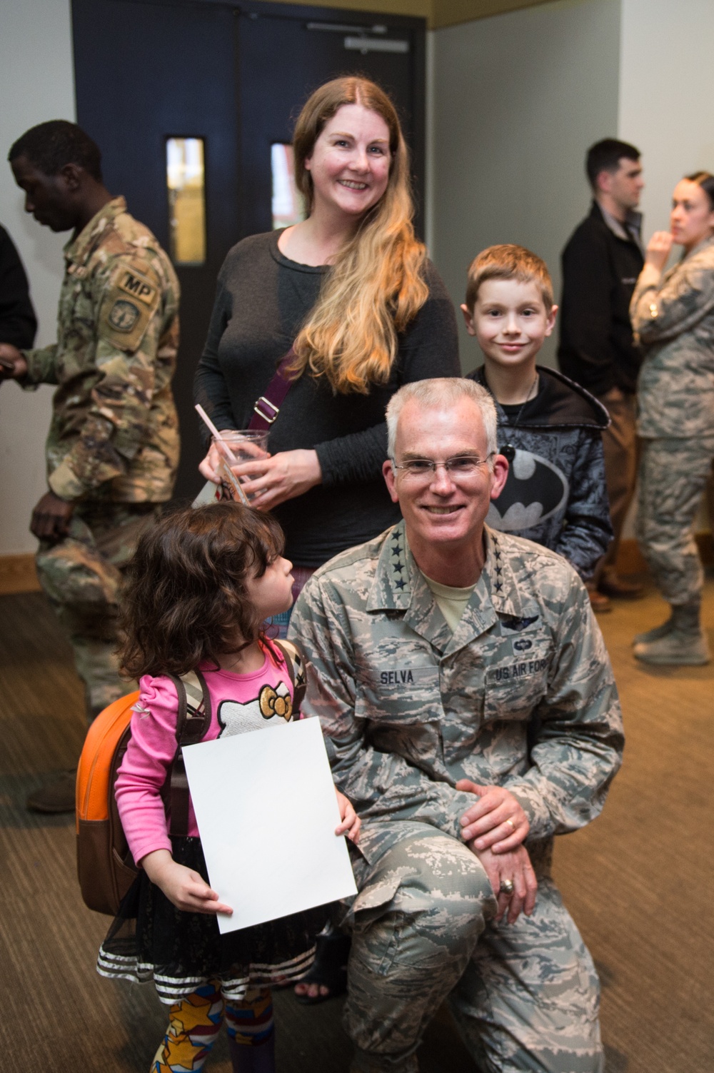 DVIDS - Images - VCJCS 2018 USO Tour [Image 21 of 22]