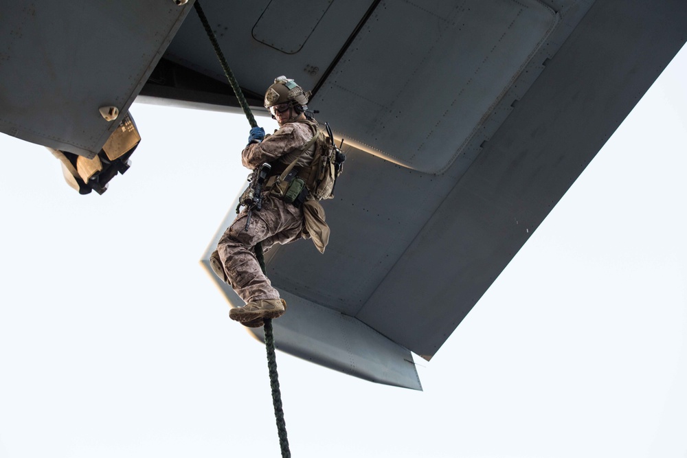 DVIDS - Images - MRF conducts course of fire aboard USS Iwo Jima (LHD 7 ...