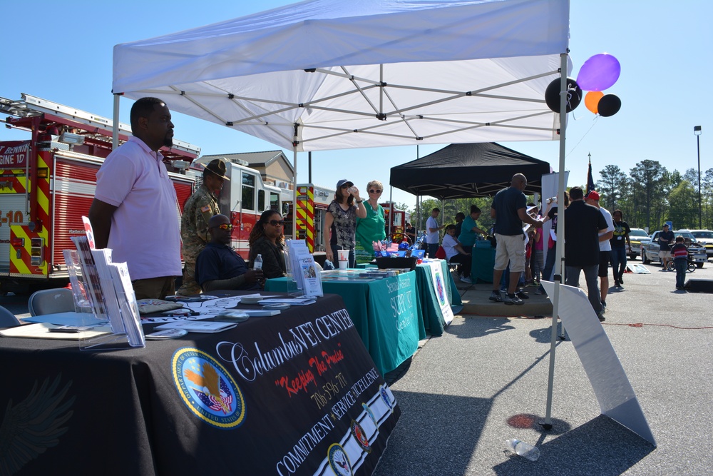 DVIDS - News - Car clubs, motor enthusiasts help raise awareness of ...
