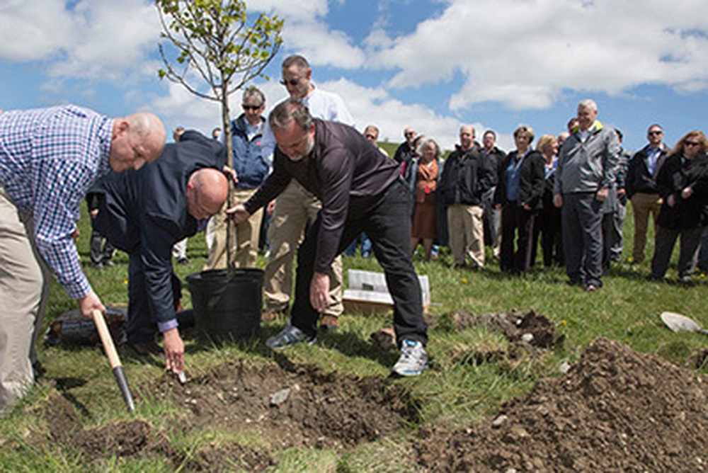 DVIDS - News - Arbor Day at NUWC Division Newport features memorial ...