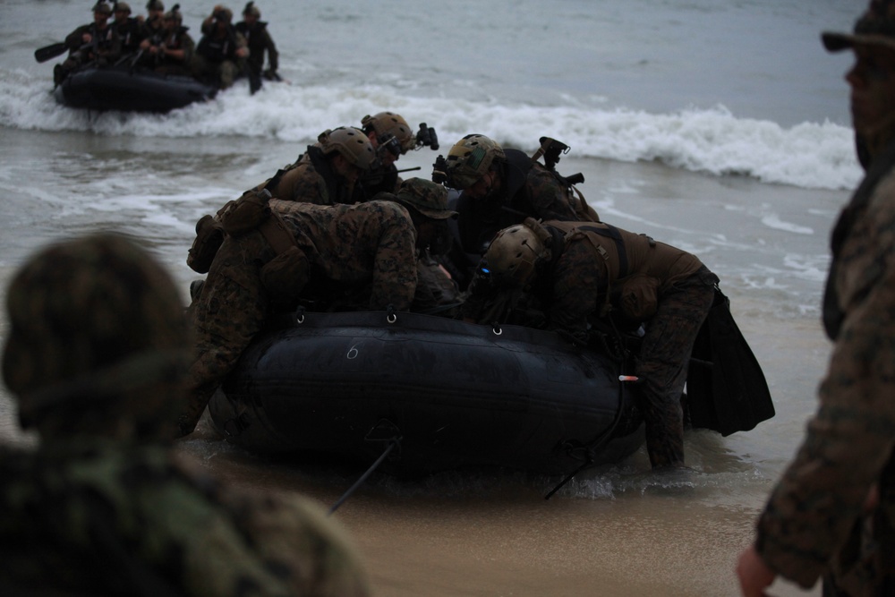 DVIDS - Images - RTLC-Helocasting [Image 3 of 7]