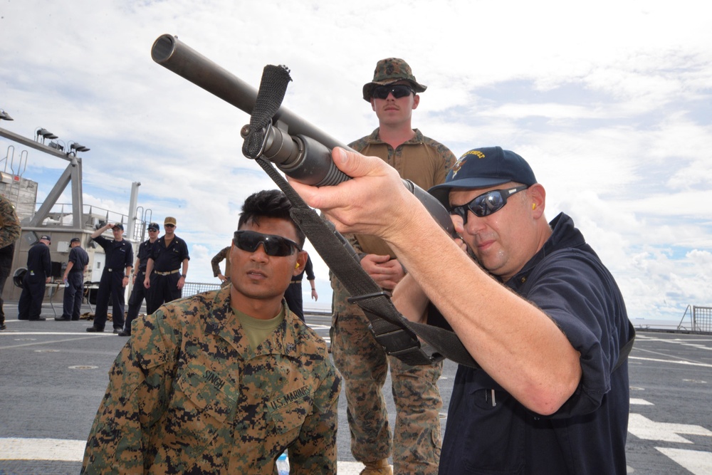 DVIDS - Images - 7th Fleet staff embarked on Millinocket gets small ...