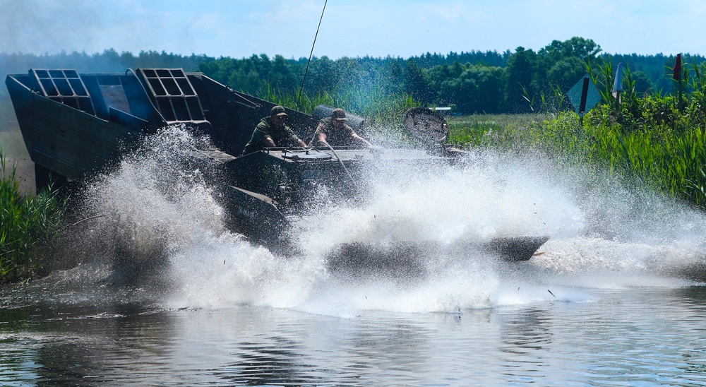 DVIDS - Images - Soldiers make a splash in Poland [Image 1 of 3]