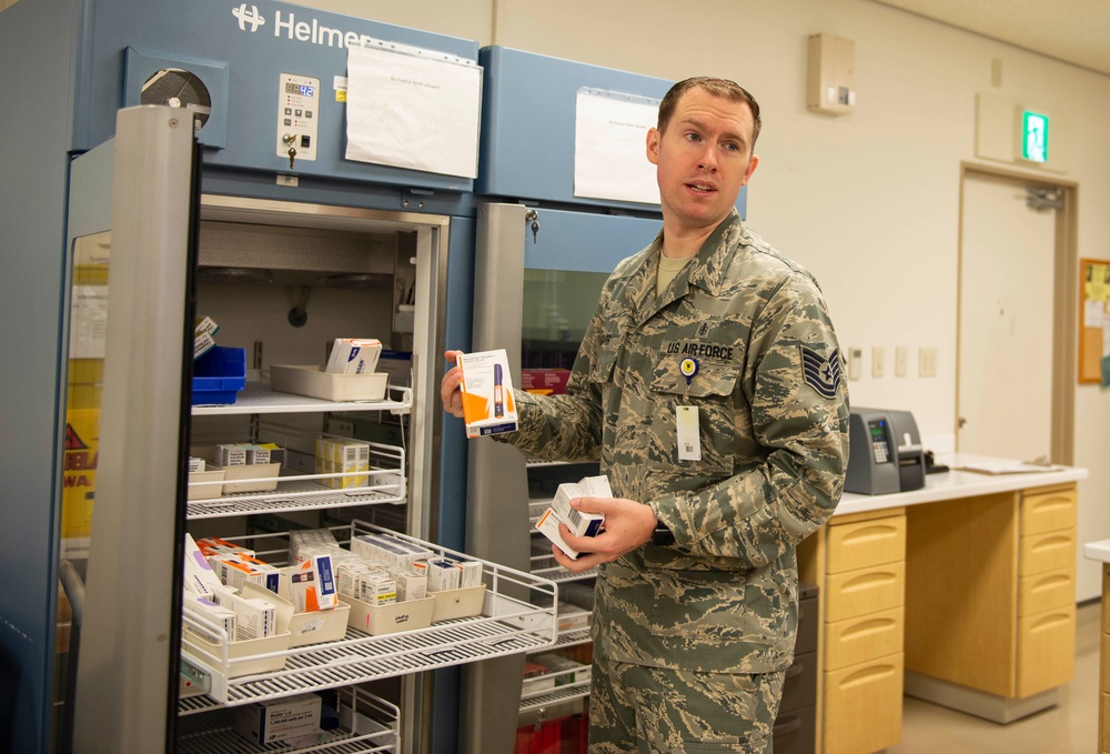 DVIDS - Images - 18th MDG Pharmacy [Image 21 of 21]