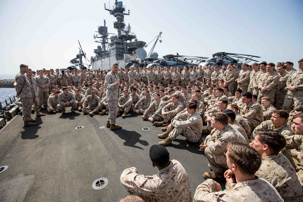 DVIDS - Images - BLT 2/6 Holds Change of Command Formation [Image 3 of 4]