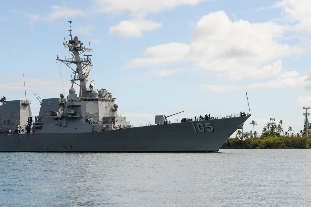 DVIDS - Images - USS Dewey (DDG 105) arrives at Joint Base Pearl Harbor ...