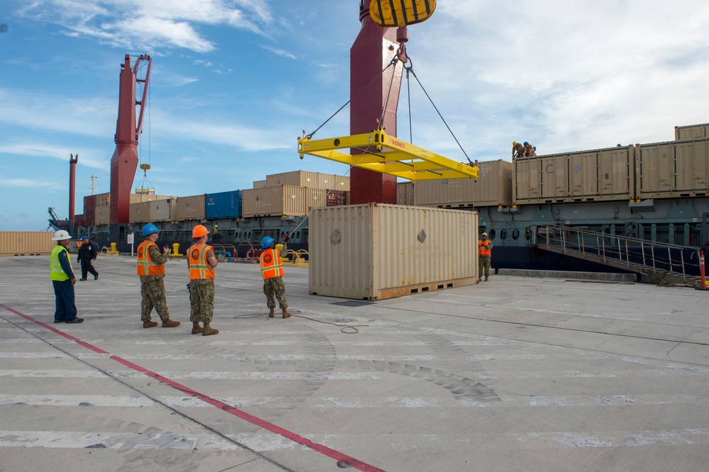 DVIDS - Images - NCHB 1 Conducts Cargo Handling Operations [Image 3 of 8]