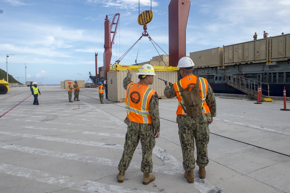DVIDS - Images - NCHB 1 Conducts Cargo Handling Operations [Image 5 of 8]