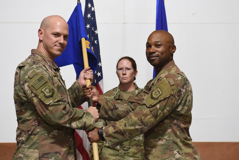 DVIDS - Images - 407th ECS welcomes new commander [Image 3 of 5]