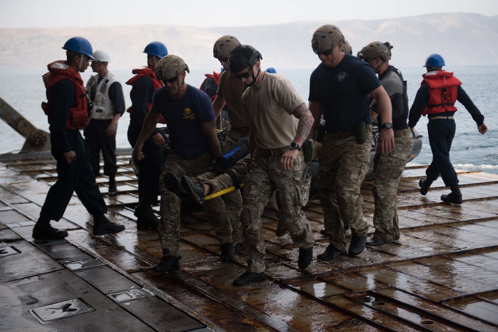 DVIDS - Images - CRRC Launch and Recovery Operations onboard USS ...