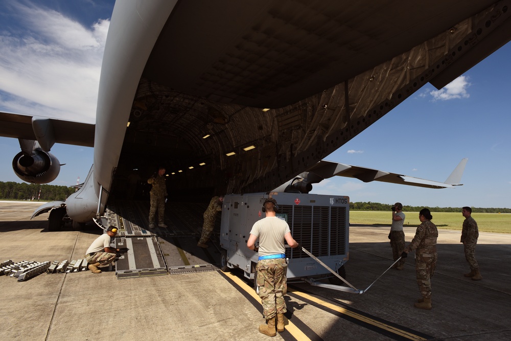DVIDS - Images - SCANG AEF cargo load [Image 7 of 15]