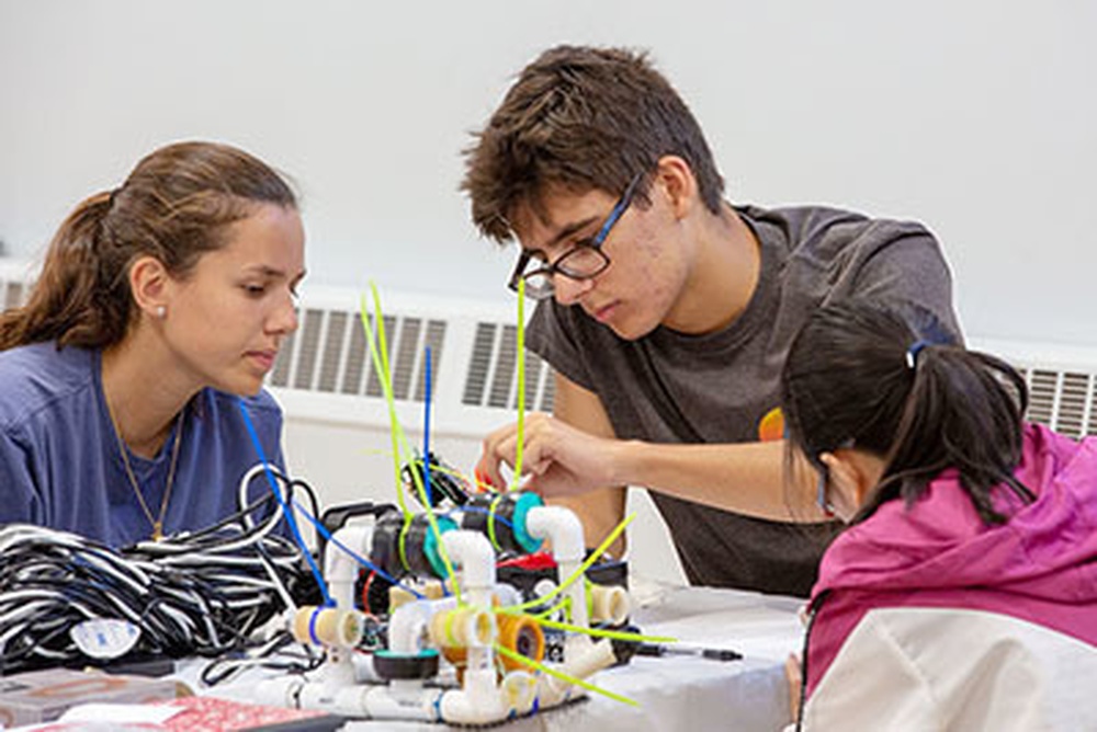 DVIDS - News - High school internship program at NUWC Division Newport ...