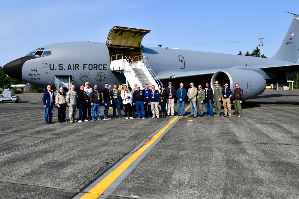 DVIDS - News - Washington Air National Guard hosts ESGR Bosslift