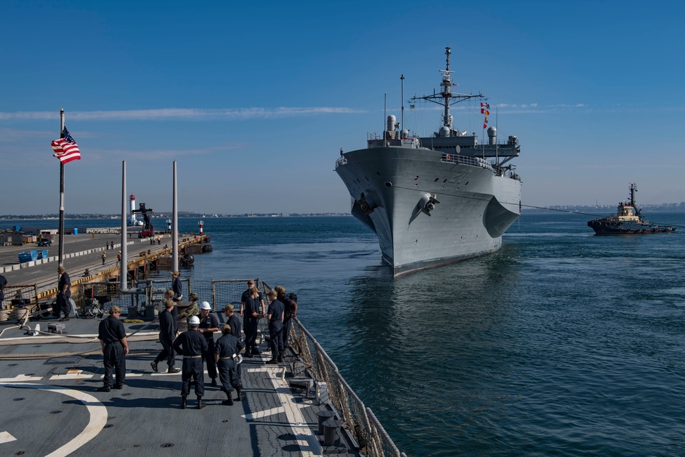 DVIDS - Images - USS PORTER [Image 1 of 5]