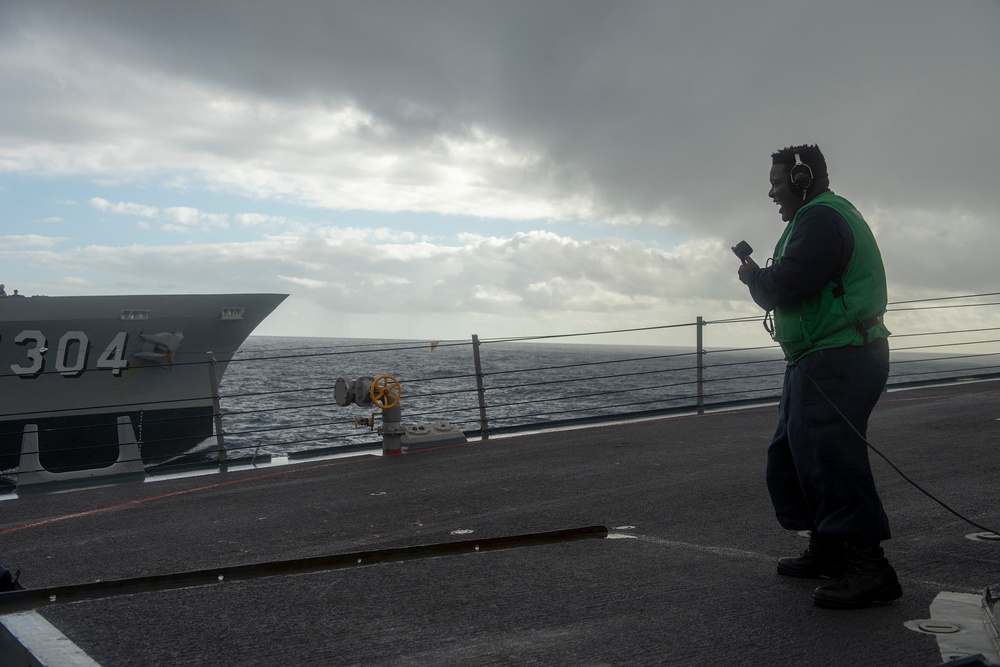 DVIDS - Images - USS Preble conducts replenishment-at-sea with HMAS ...
