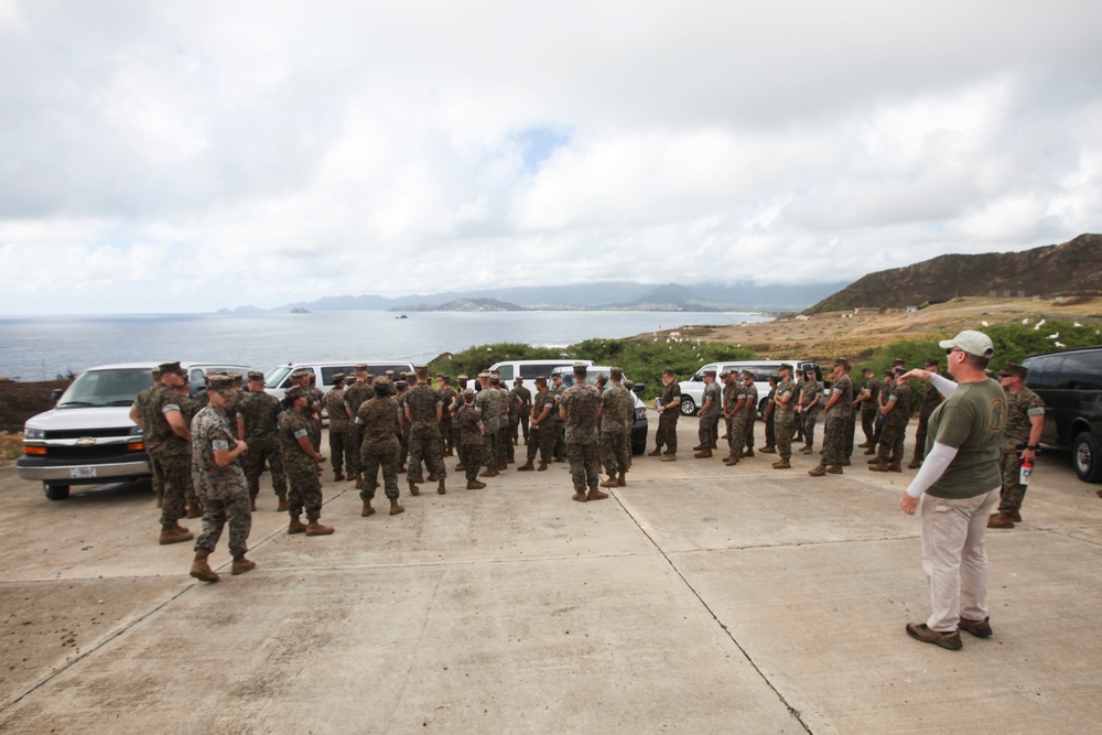 DVIDS - Images - MARFORPAC historical brief and tour abaord MCBH [Image ...