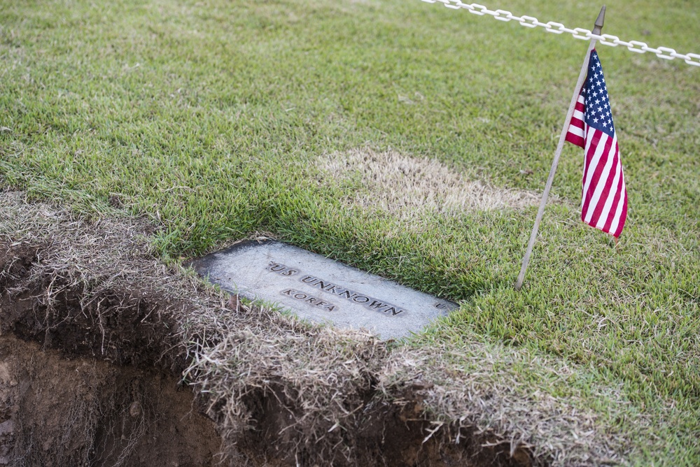 DVIDS - Images - DPAA Conducts Disinterment Ceremony [Image 1 of 13]