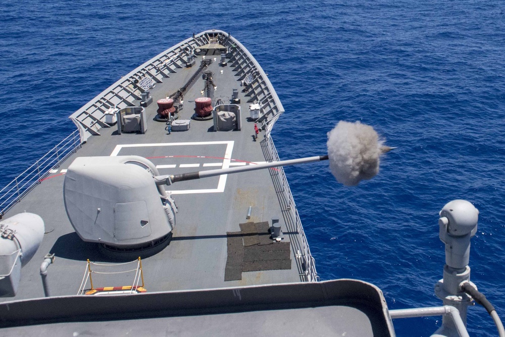 DVIDS - Images - USS Anitetam (CG 54) fires a M160 5-inch gun weapon ...