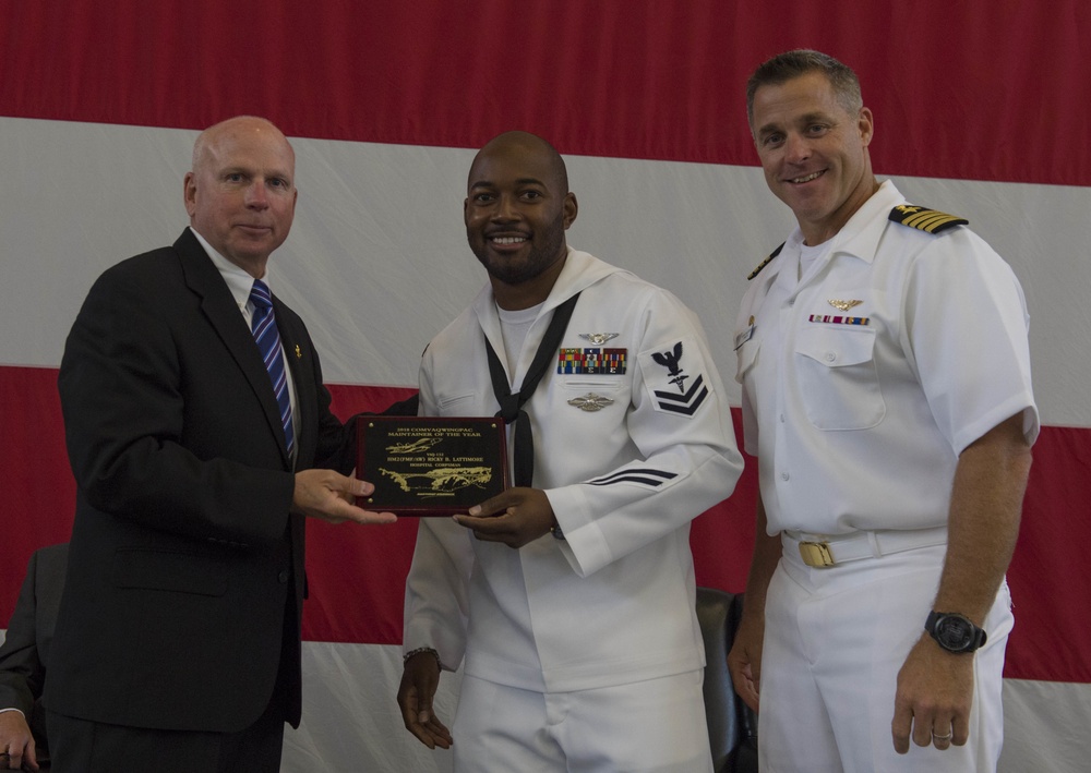 DVIDS - Images - COMVAQWINGPAC Holds Growler Awards Ceremony [Image 3 of 4]