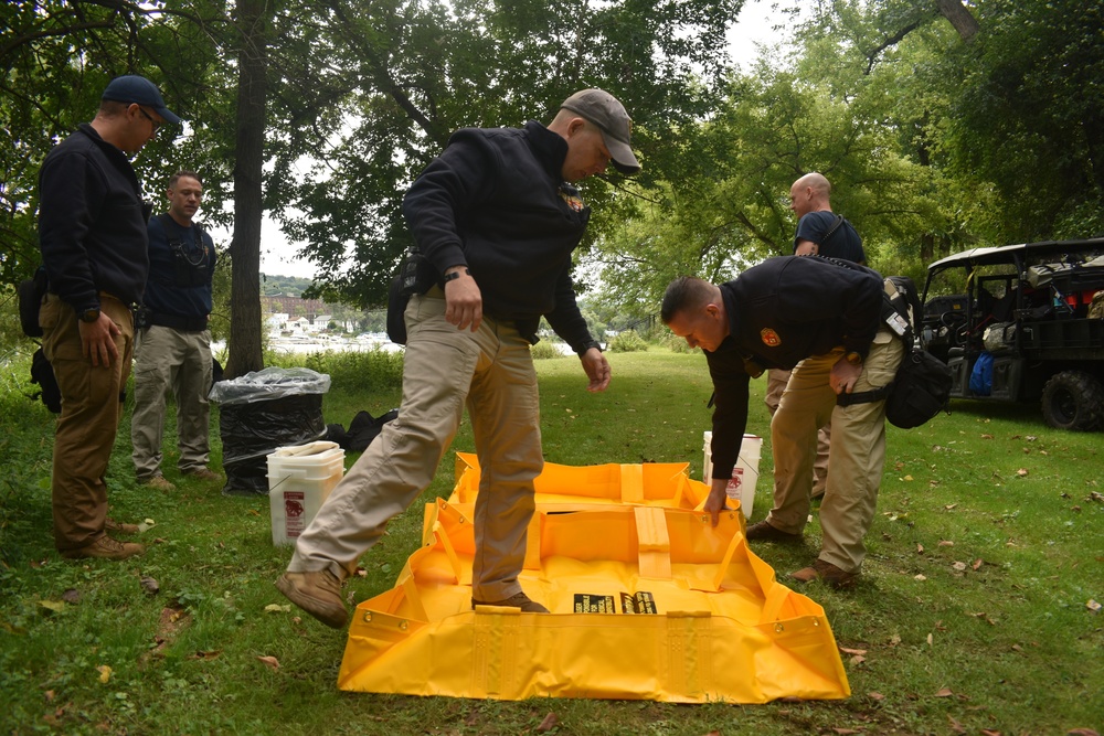 DVIDS - Images - 2nd Civil Support Team Conducts Joint Training with N ...