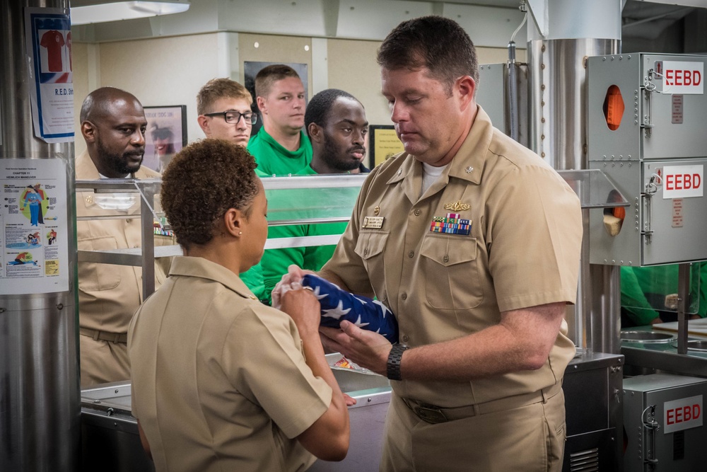 DVIDS - Images - USS Jason Dunham (DDG 109) Remembers 9/11 [Image 2 of 6]