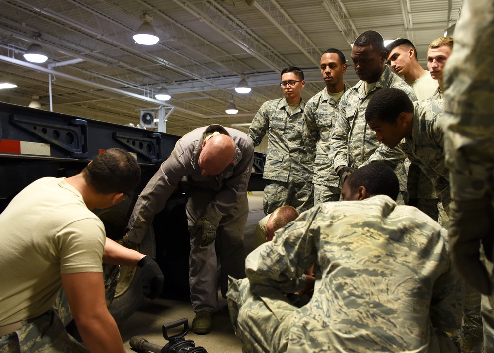 Dvids Images 5th Lrs Part 1 Training Validation Operations [image 4 Of 8]