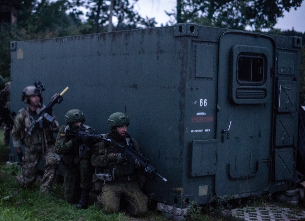 DVIDS - Images - Photo Layout - KASP and US SOF train irregular warfare ...