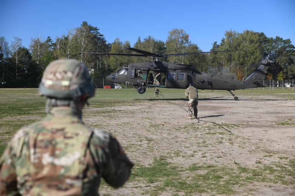 DVIDS - News - U.S. Army Europe hosts Rappel Master Course