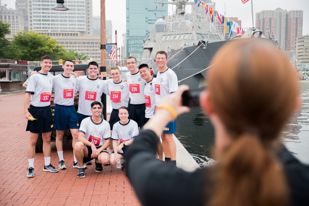DVIDS - Images - Fleet Week 5K Takes Runners Through Inner Harbor [Image 9 of 9]
