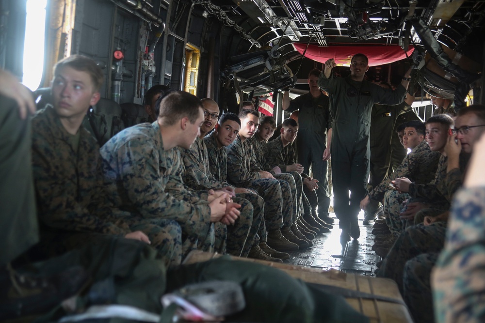 DVIDS - Images - Fox Co. Marines learn aircraft knowledge [Image 9 of 10]