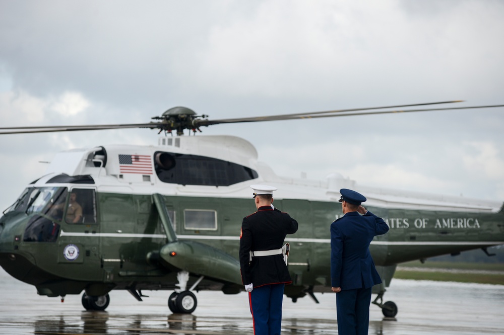 DVIDS - Images - SAM Fox ensures smooth transport of VPOTUS [Image 1 of 5]